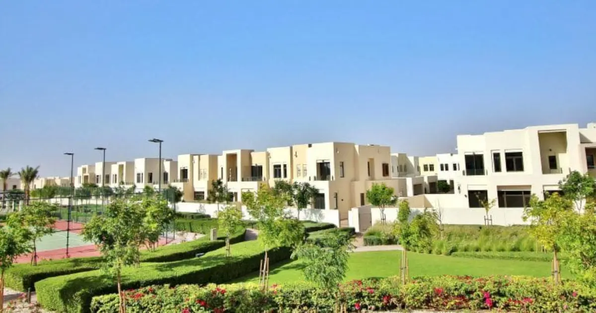 Pros and Cons of Living in the Mira Community