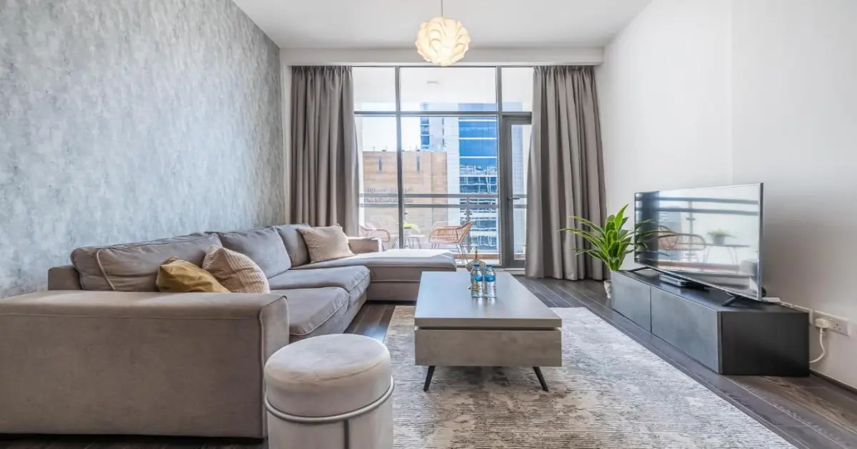 Serviced Apartments: Features, Benefits, and Why They’re Worth It